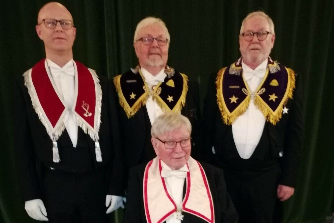 Onsdag 16. november 2022 avholdt loge nr. 124 Tore Hjort på Leknes sitt ...